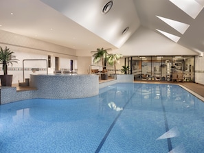 Piscina interior 