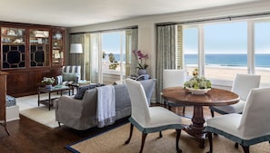 Suite (Pacific View) | Roupa de alta qualidade, camas de colchão pillowtop, minibar