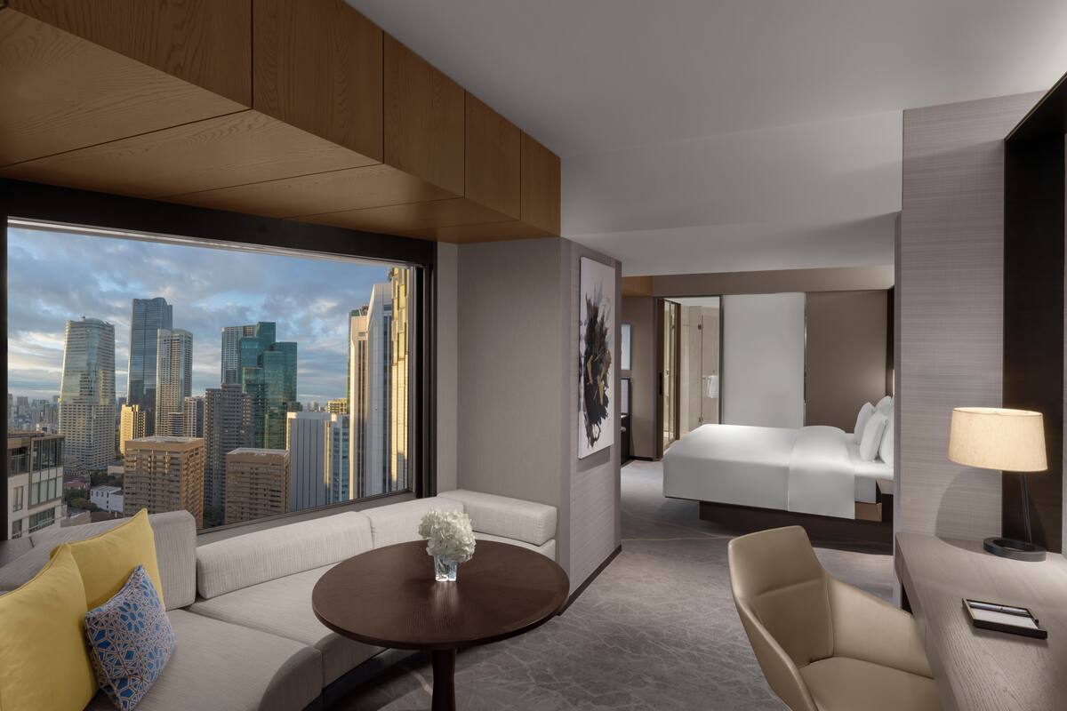 Suite, 1 cama king-size, acesso ao Club Lounge (Tsuki) | 1 quarto, minibar, cofre no quarto, ferro/tábua de engomar 