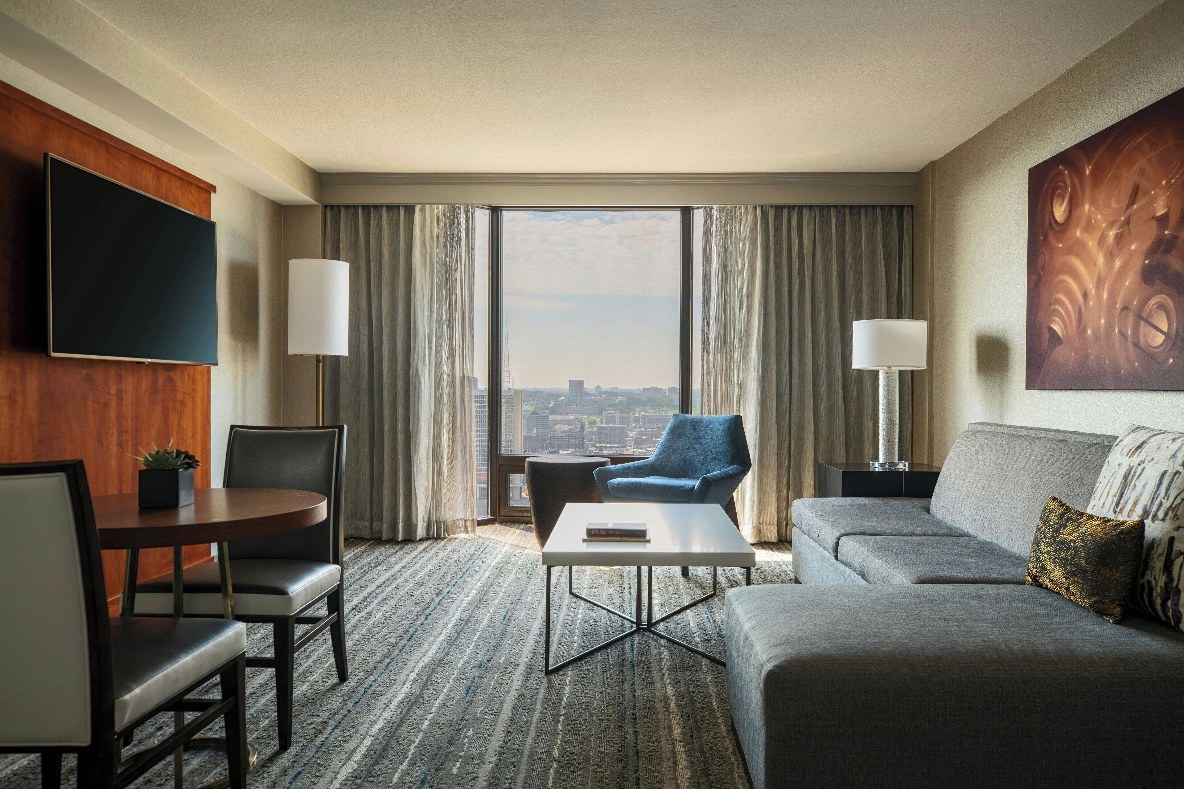 TV de tela plana 55 polegadas com canais a cabo, TV, Netflix