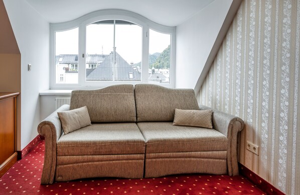 Quarto Familiar | Roupa hipoalergénica, minibar, cofre no quarto, Wi-fi grátis 