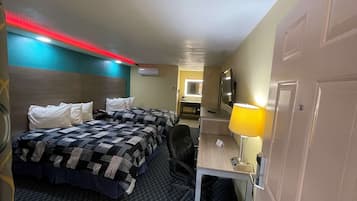 Quarto Standard, 2 camas de casal, não fumadores, frigorífico e micro-ondas | Quartos insonorizados, ferro/tábua de engomar