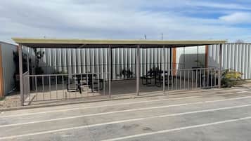 Área para churrascos e piqueniques