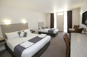 1 quarto, roupas de cama premium, frigobar, cofres nos quartos