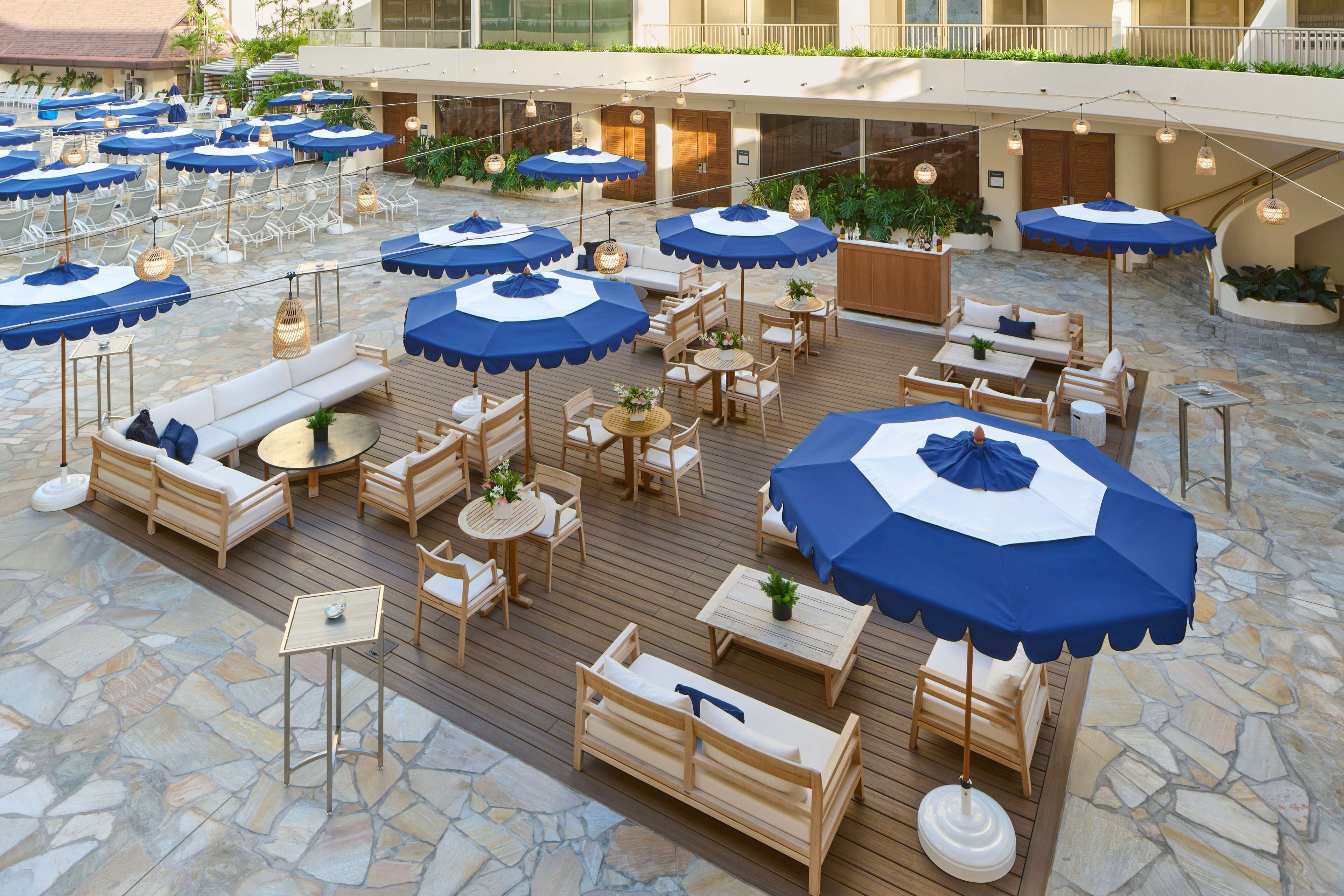 OUTRIGGER Reef Waikiki Beach Resort Reviews, Deals & Photos 2024 - Expedia