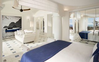 Suíte, vista para o mar (Capritouch) | Lençóis italianos Frette, roupas de cama premium, edredons de pluma
