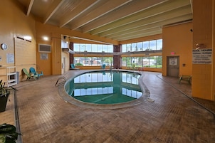 Piscina interior, piscina exterior