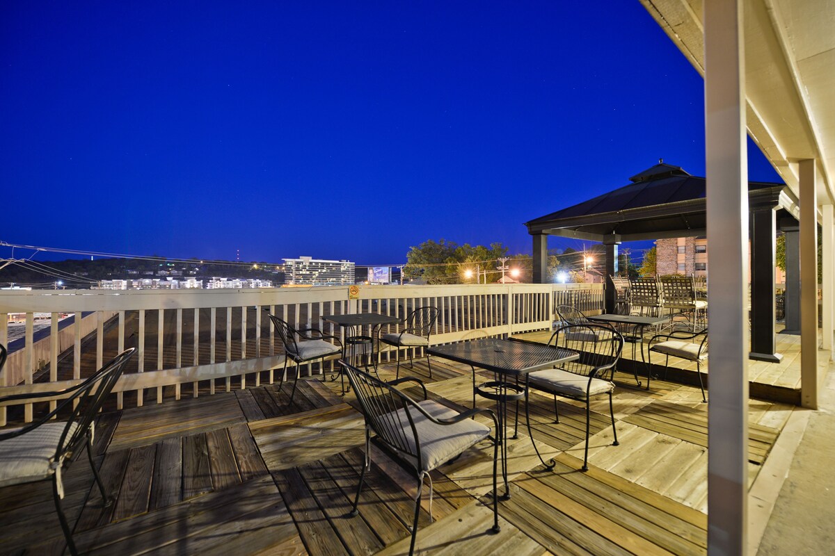 Best Western Plus Landing View Inn & Suites Reviews, Deals & Photos ...