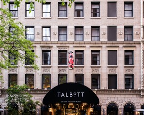 The Talbott Hotel, Chicago: Hotel Reviews, Rooms & Prices | Hotels.com