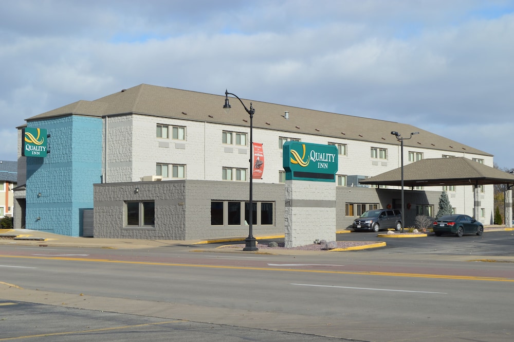 Quality Inn - La Crosse