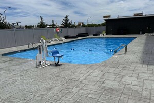 Piscina exterior sazonal 
