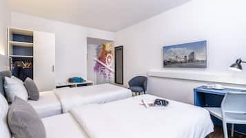 Quarto Standard, 2 camas individuais | Roupa hipoalergénica, cofre no quarto, secretária