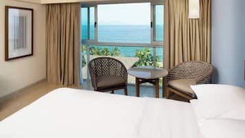 Roupas de cama premium, camas Select Comfort, frigobar