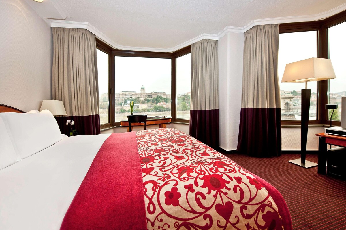 Roupa de alta qualidade, camas de colchão Select Comfort, minibar