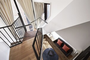 Quarto | Roupas de cama premium, frigobar, cofres nos quartos, escrivaninha