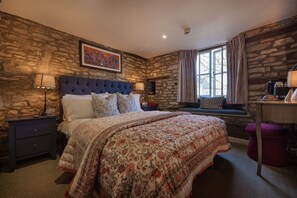 Quarto Duplo Básico | Secretária, ferro/tábua de engomar, Wi-fi grátis