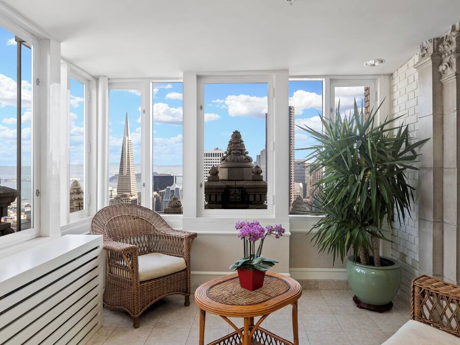Suite, 1 quarto, Vista para a cidade | Terraço/pátio interior