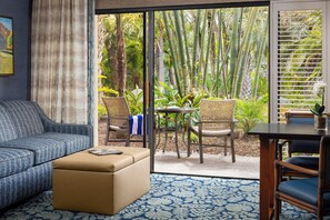 Quarto, 1 cama king-size, vista para o jardim | Vista do quarto