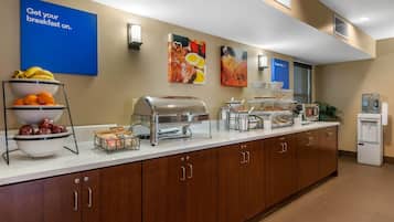 Pequeno-almoço tipo buffet diário incluído