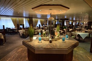 Café da manhã, almoço e jantar