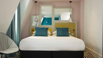 Roupa hipoalergénica, minibar, cofre com capacidade para portátil