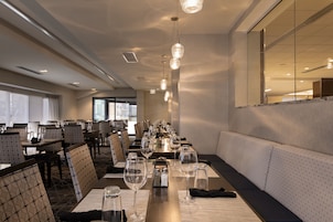 Pequenos-almoços e jantares servidos