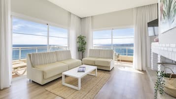 Suíte, vista para o mar (Xtra Sol) | Frigobar, escrivaninha, ferros/tábuas de passar roupa, Wi-Fi de cortesia