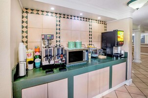 Pequeno-almoço continental incluído 