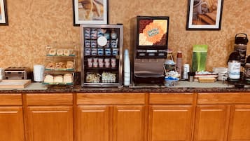 Pequeno-almoço tipo buffet diário incluído