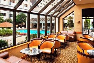 3 bares/lounges, este bar no lobby do hotel 