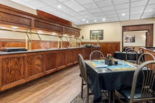 Café da manhã, almoço e jantar