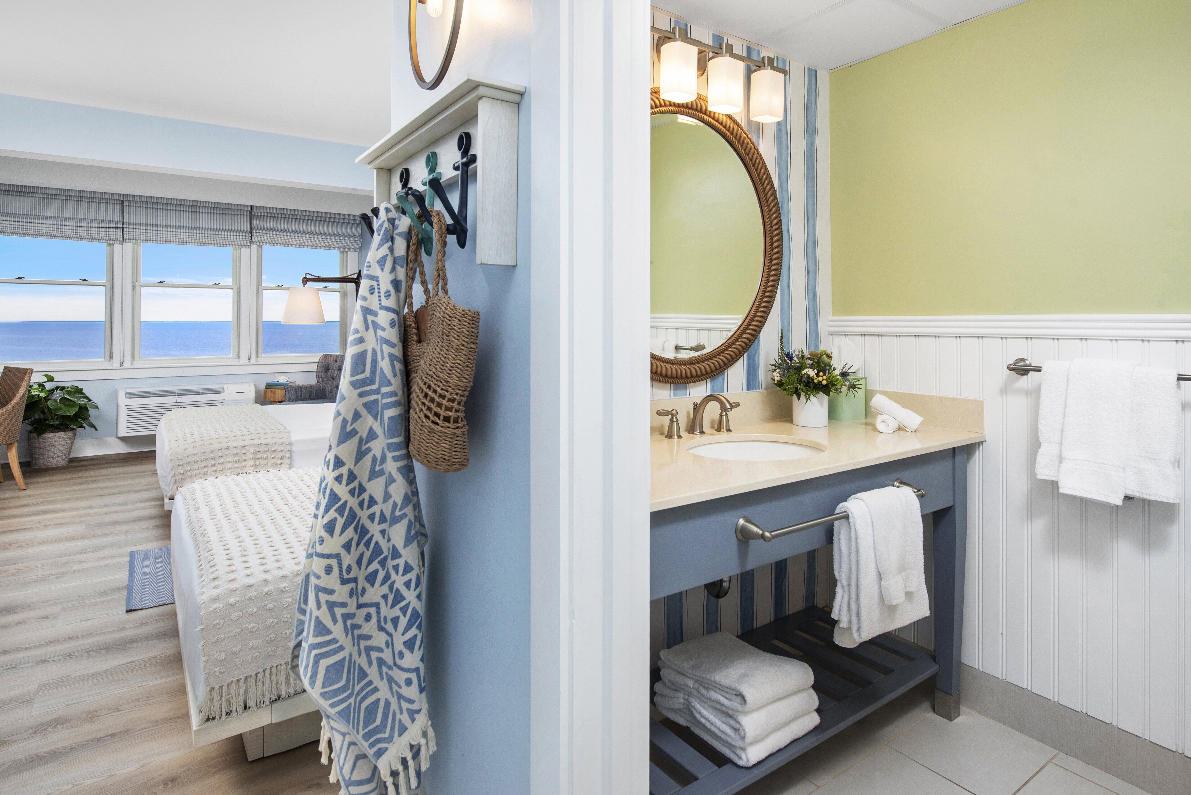 10 Best Beachfront Hotels In Cape Cod, Massachusetts - Updated 2024 ...