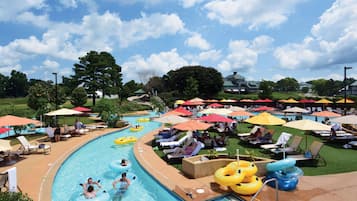 Piscina interna, piscina externa sazonal, guarda-sóis, espreguiçadeiras