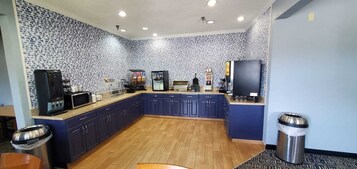 Café da manhã continental grátis todos os dias