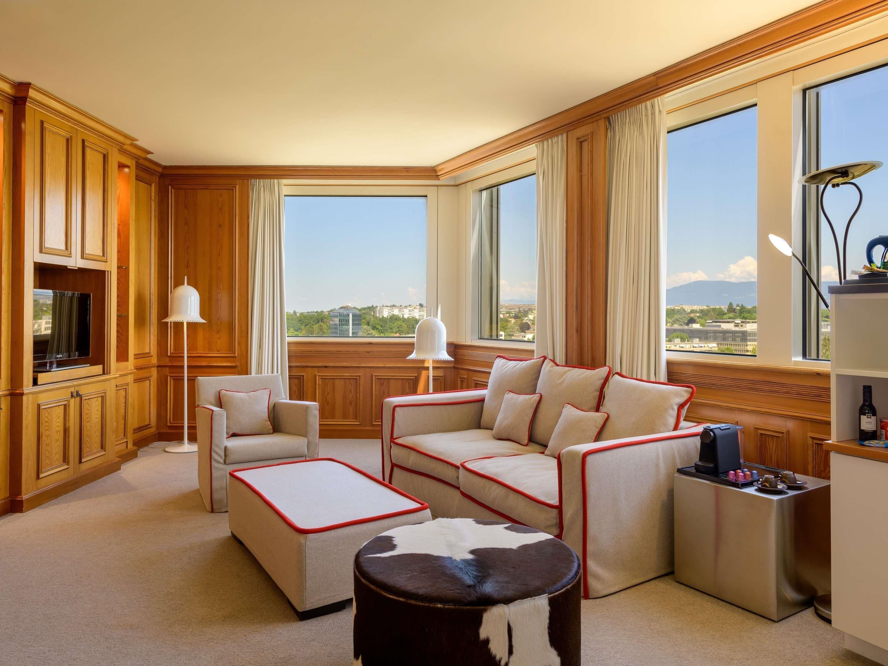 Suite, 1 quarto (Swiss) | Roupa de alta qualidade, minibar, cofre com capacidade para portátil 