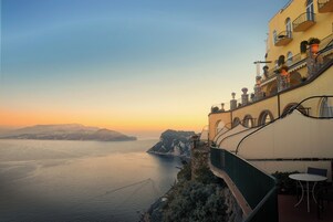 Suíte (Caesar Master) | Terraço/pátio