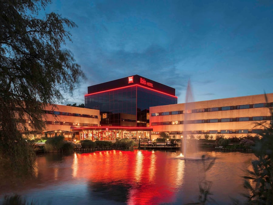 2 restaurantes, pequenos-almoços servidos, cozinha internacional