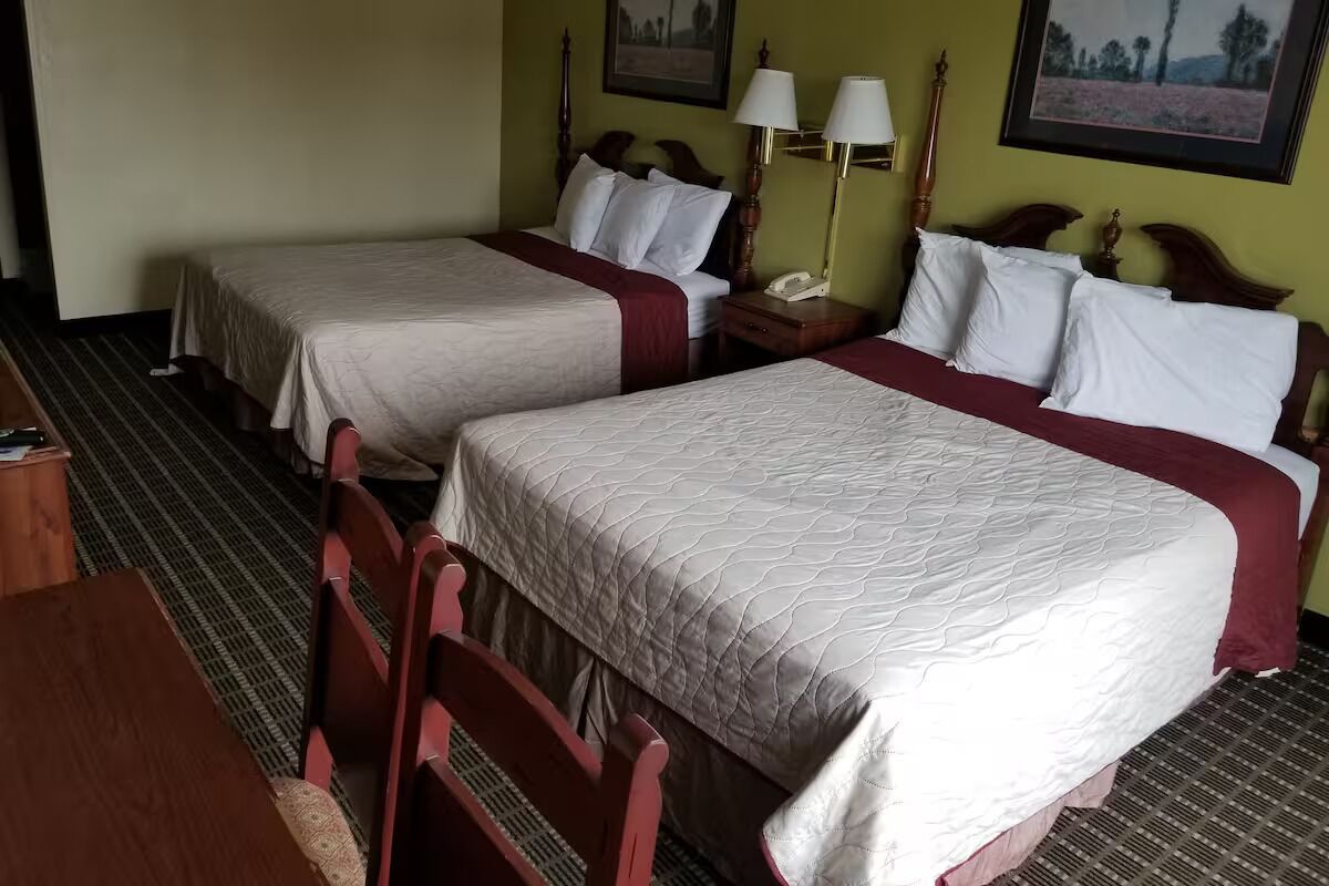 Escrivaninha, espaço de trabalho para notebook