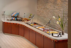 Café da manhã para viagem todos os dias mediante uma taxa