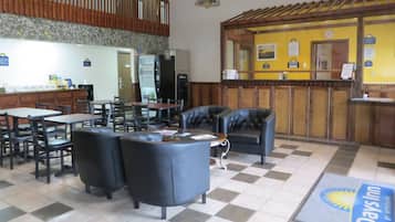 Pequeno-almoço takeaway diário incluído