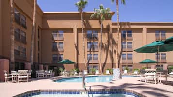 Piscina exterior