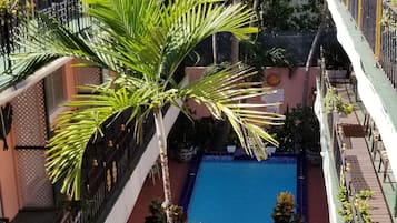 Quartos insonorizados, camas desdobráveis, Wi-fi grátis