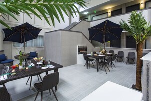 Pequenos-almoços, almoços e jantares servidos