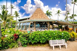 Café da manhã feito na hora todos os dias mediante uma taxa