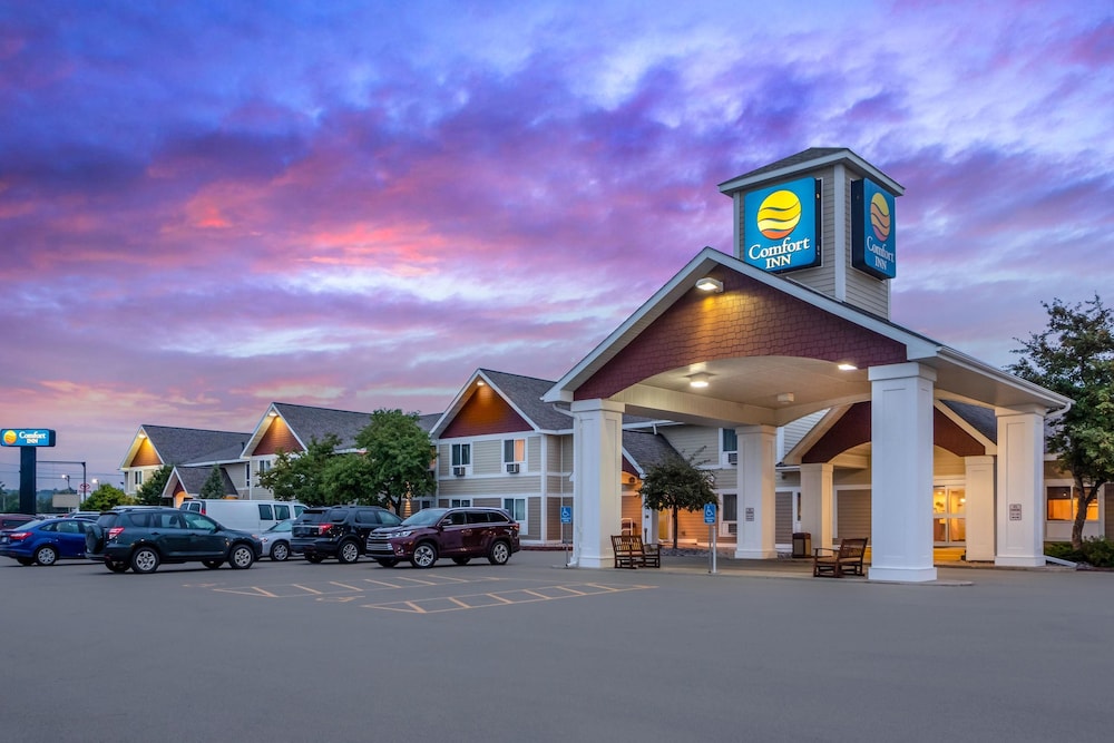 Comfort Inn - Iron Mountain, MI