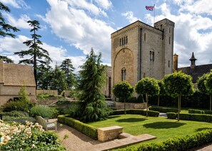 Ellenborough Park Reviews, Deals & Photos 2023 - Expedia