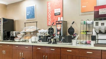Café da manhã continental grátis durante a semana