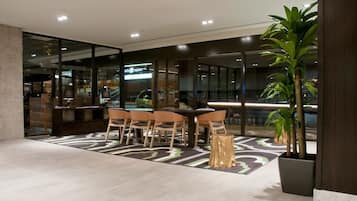 Lounge no saguão