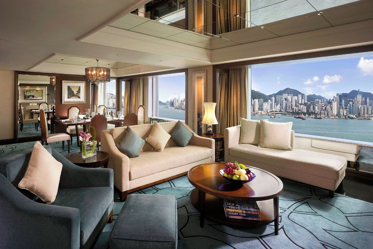 Suite Signature (Grand Stanford) | Minibar, cofre no quarto, secretária 