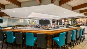 Serve jantares e happy hour 